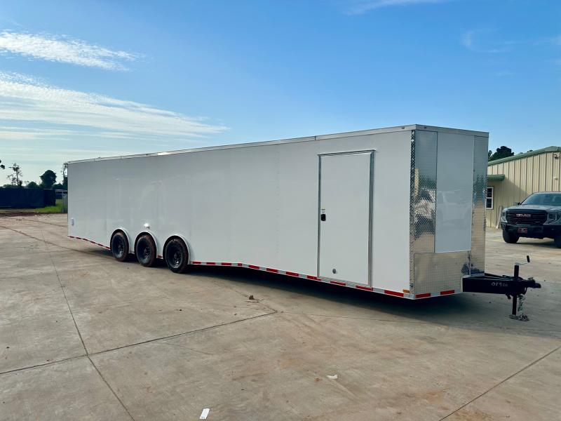 8.5x36 Enclosed Trailer - Triple Axle – Diamond Cargo | MMT